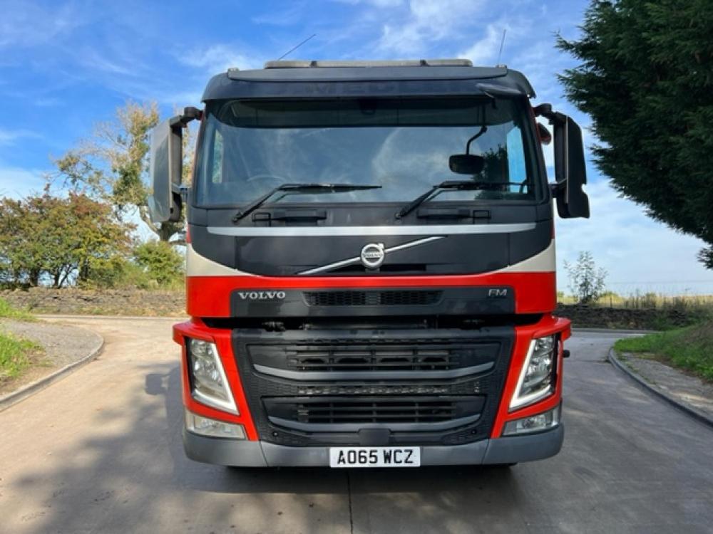 VOLVO FM 330 EURO 6 for Sale - DC Commercials UK Ltd
