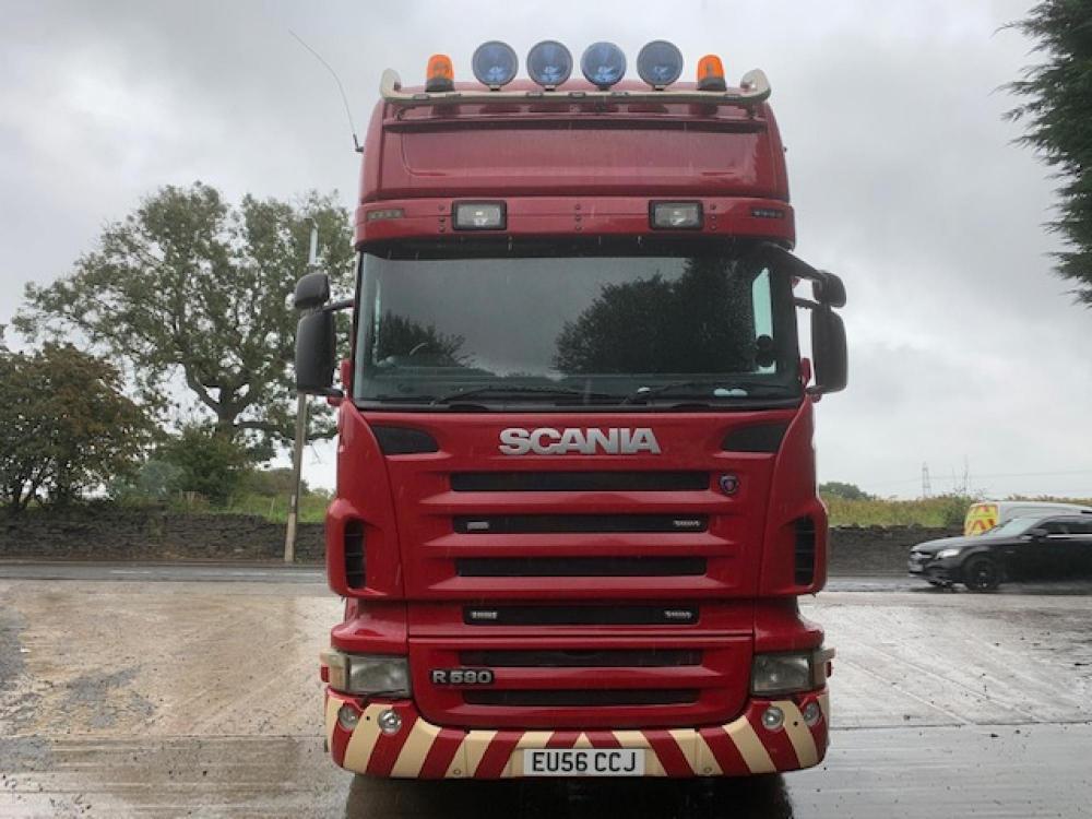 SCANIA R580 V8 for Sale - DC Commercials UK Ltd